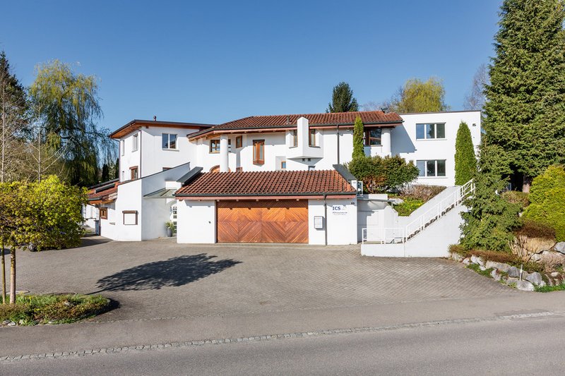 Your global partner for process and machine automation